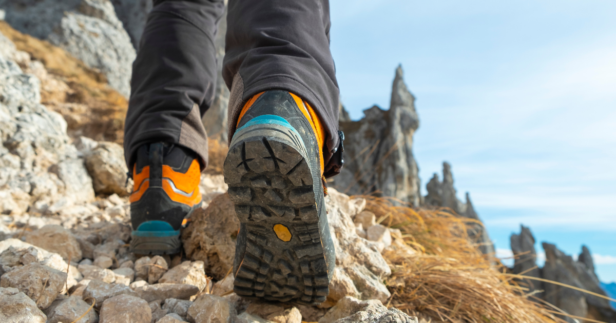 Hoe je nieuwe wandelschoenen inlopen? - Eenlevenlangsporten